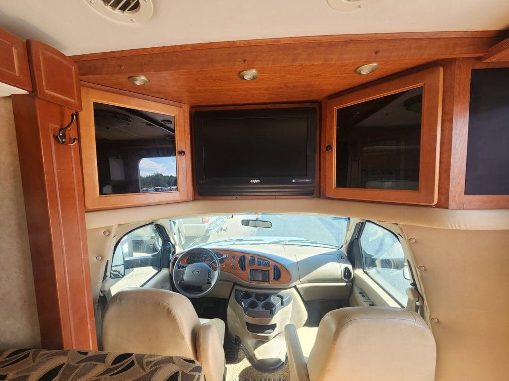 2008 Ford Econoline Cutaway Chassis | SMP RV in Prince George & Houston, BC